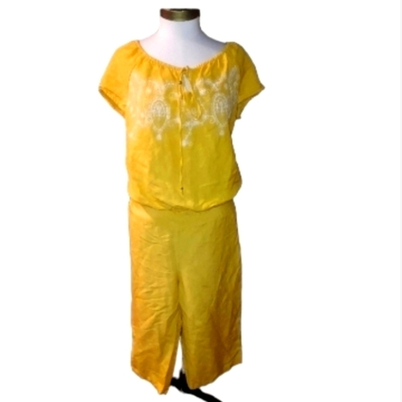 Unique Spectrum | Pants & Jumpsuits | Unique Spectrum 2piece Pant Set ...